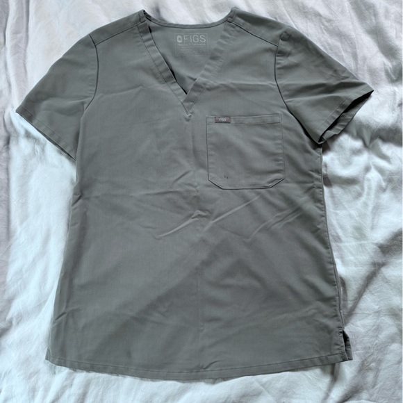 Figs | Tops | Figs Womens Catarina Scrub Top S Cement | Poshmark